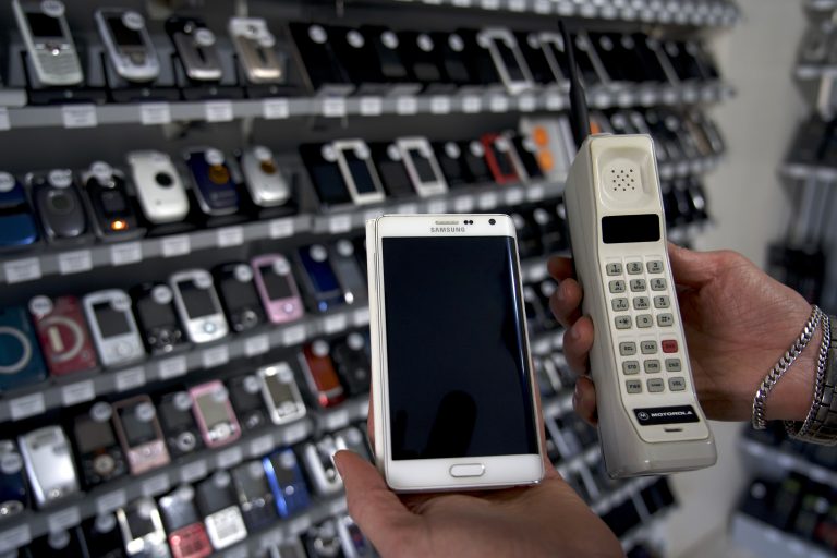 First Mobile Phone Call 50th Anniversary & History of the Mobile Phone ...